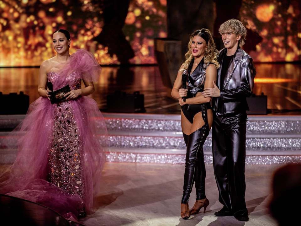 Dancing with the Stars: AC/DC-re tangóztak, ez 30 pont! - ORIGO