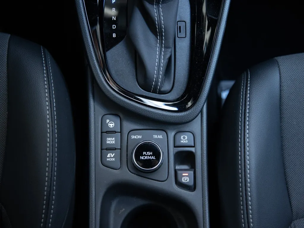 Van benne ráció - Toyota Yaris Cross Hybrid teszt (2024) - ORIGO