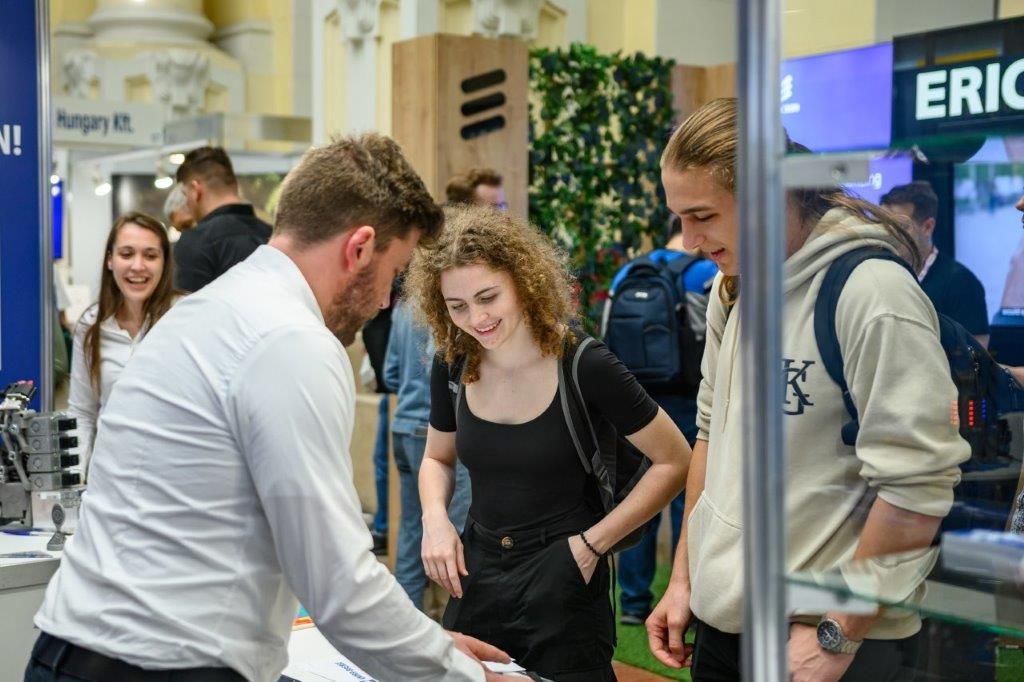 Mutatjuk, mekkora fizetést kérnek a pályakezdők - ORIGO