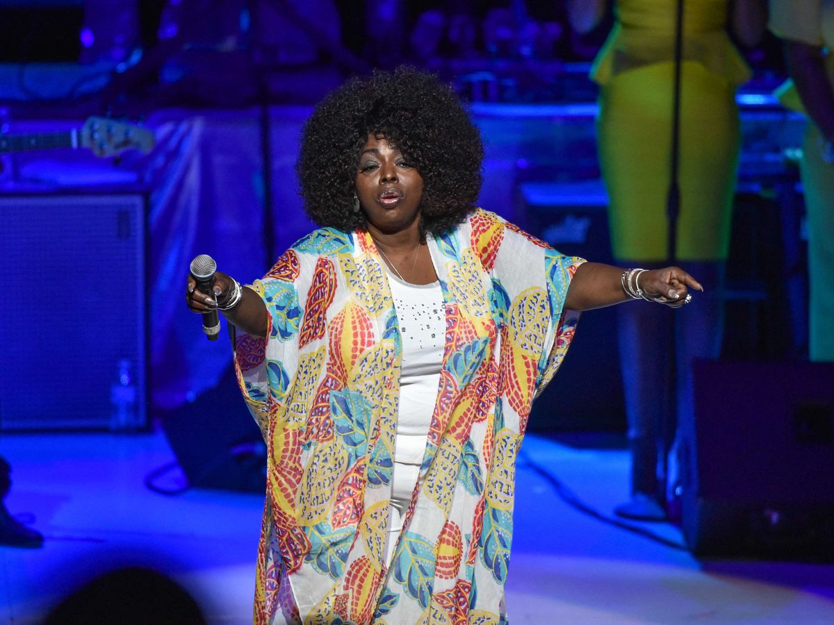 Autóbalesetben meghalt Angie Stone - ORIGO