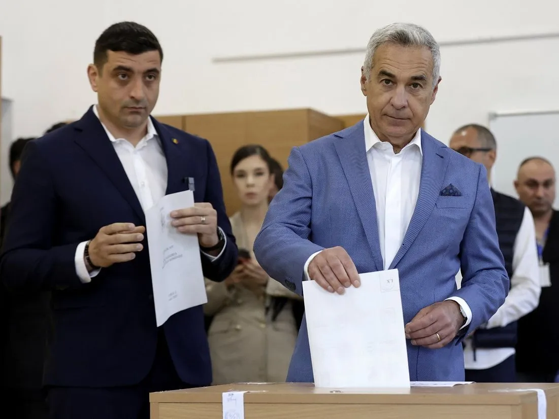 Eldőlt, ki lehet George Simion ellenfele a romániai elnökválasztás ...