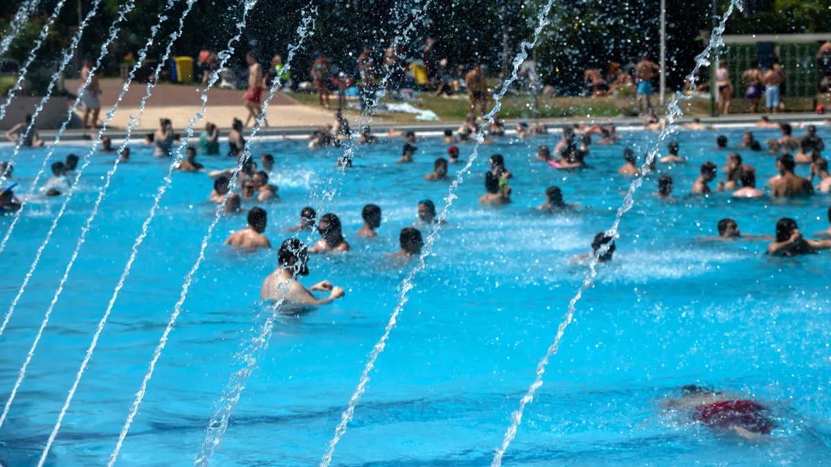 Ekkor nyitnak a strandok a 2025-ös szezonban: fürdőhelyek, amik már ...