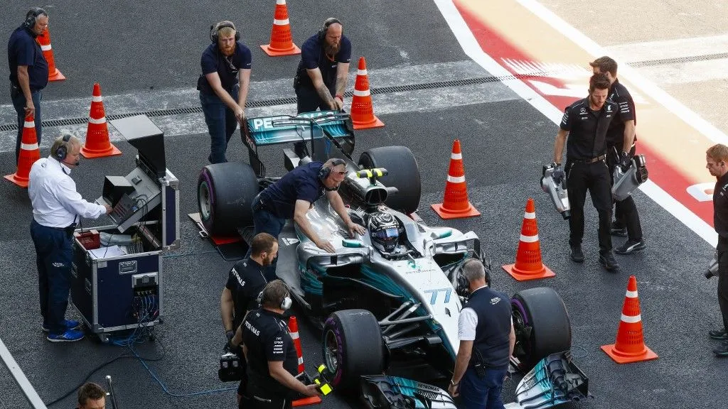 A Forma-1-es csapat veteránokkal erősítene - ORIGO