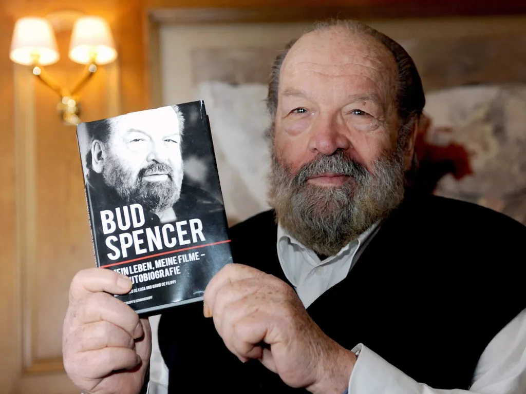 Kilenc éve halt meg Bud Spencer, a pofonok királya - ORIGO