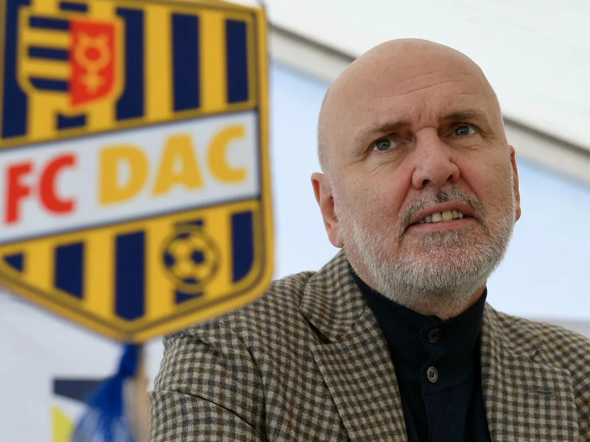 A DAC kizárását egy rosszul címzett e-mail okozta - ORIGO