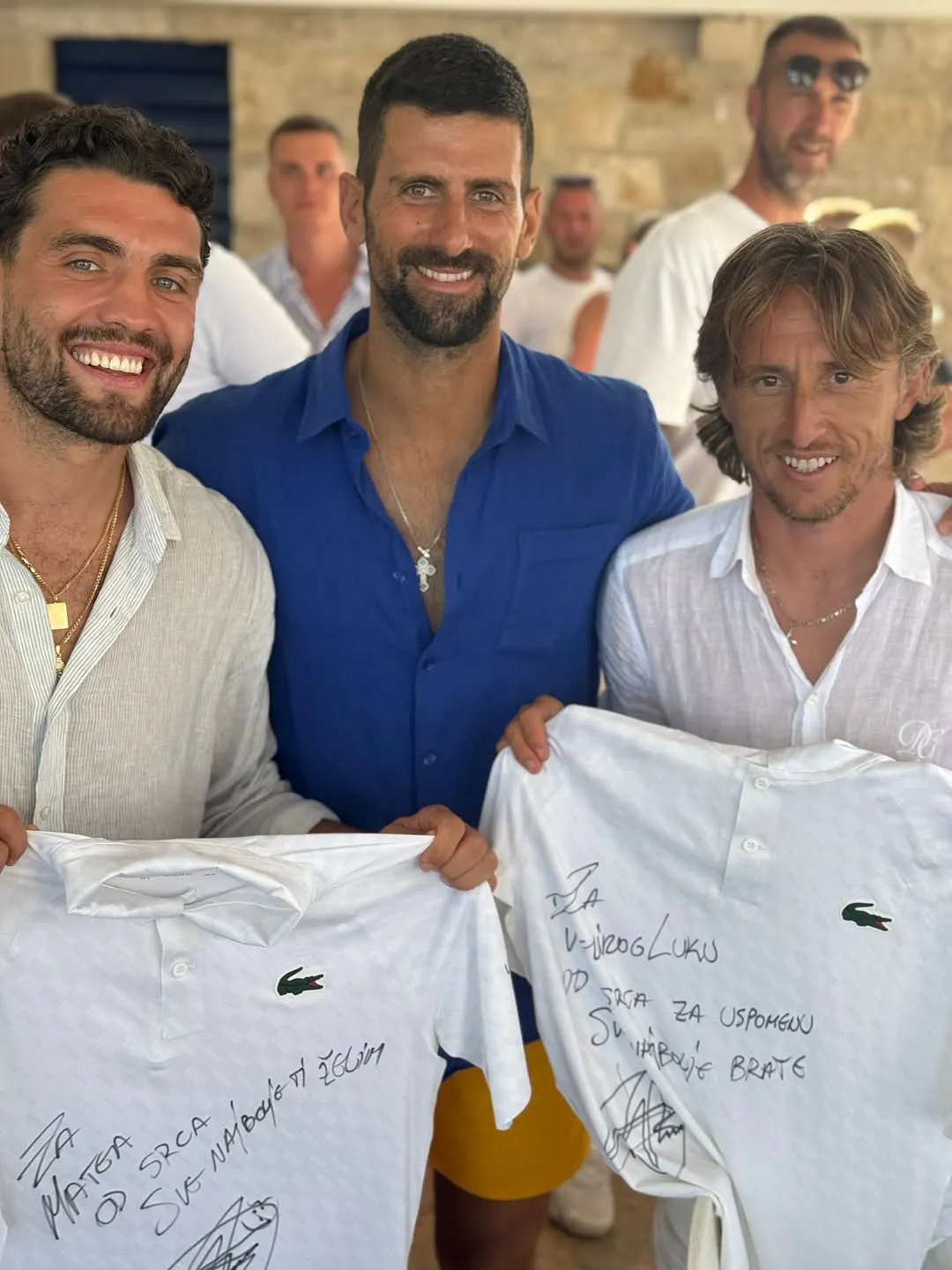 Djokovic különleges ajándékkal lepte meg Modricékat – képek - ORIGO