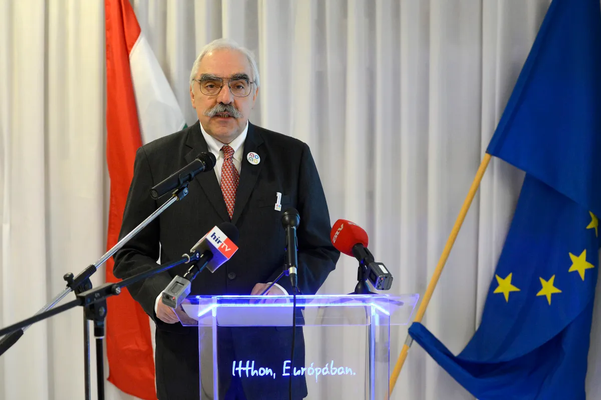 Magyar Péter a nevére veszi a Bokros-csomagot - ORIGO