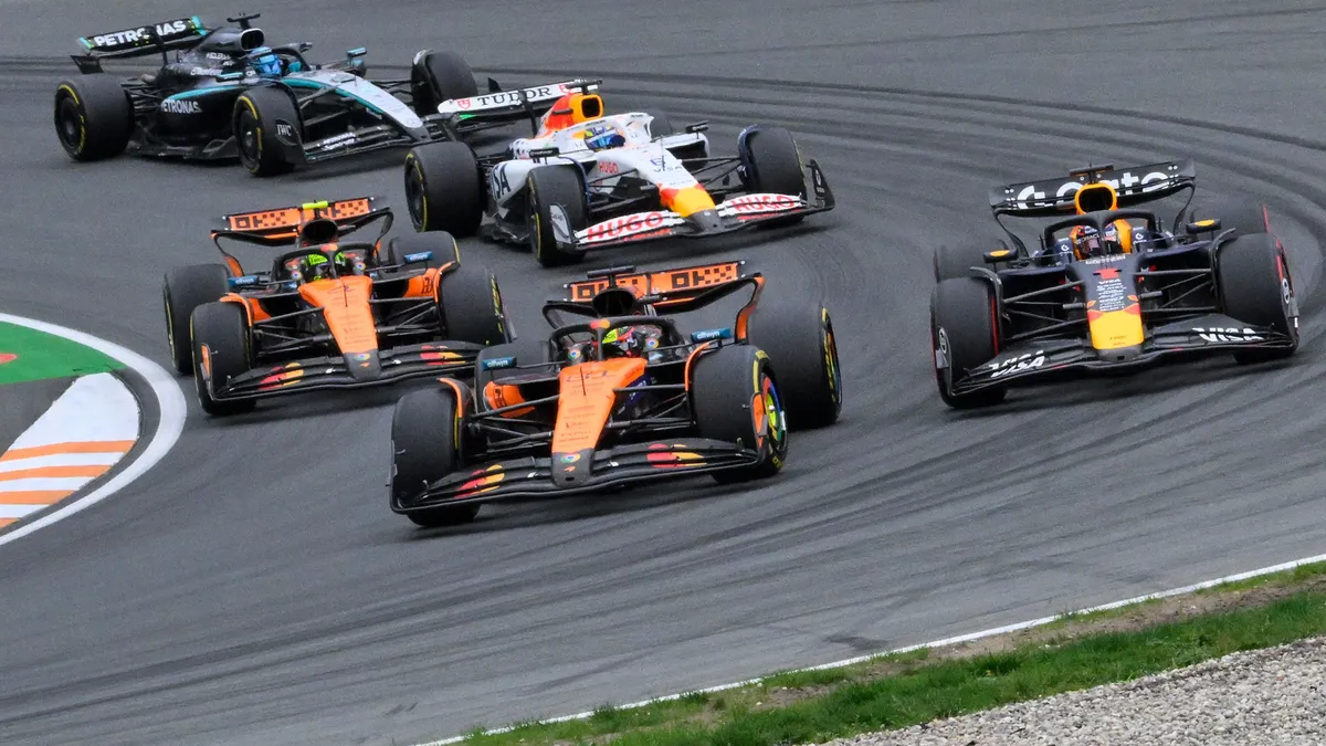 A Holland Nagydíj a McLaren döbbenetes drámájával zárult - ORIGO