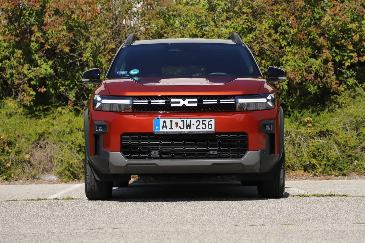 Szabadidő-autó kínálatát bővíti a Dacia - ORIGO