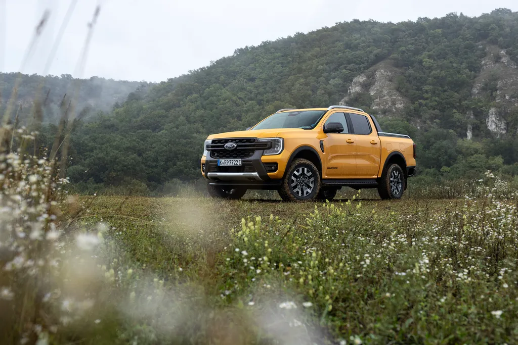 Ford Ranger PHEV magyar menetpróba | origo.hu