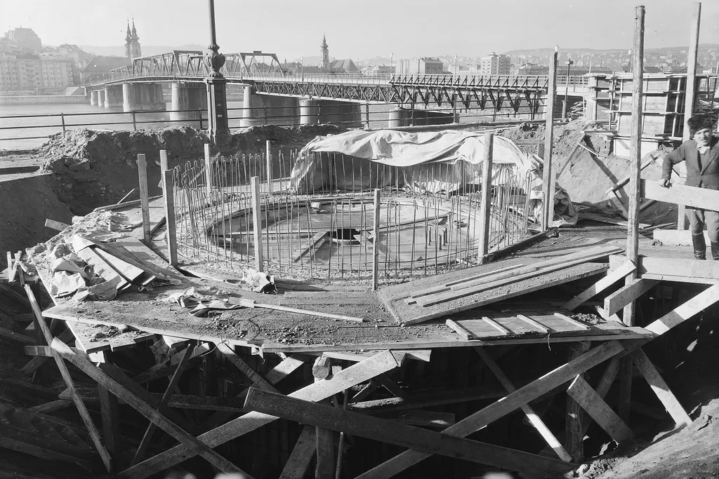 M2-es metró: 50 éve készült el az első szakasz - ORIGO