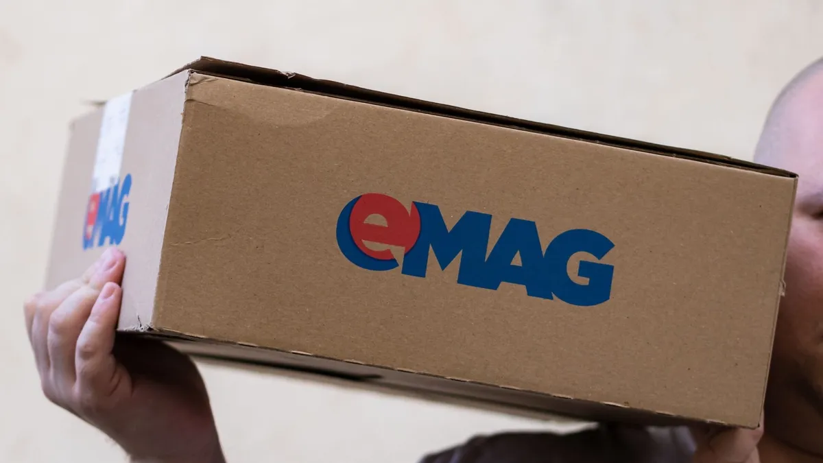 eMAG: eladja magyarországi raktárbázisát - ORIGO