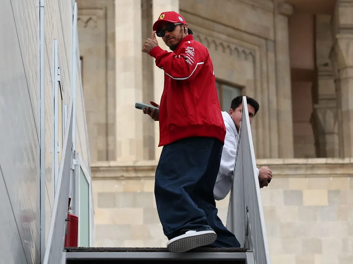 Az Azeri Nagydíj Piastri drámáját és Verstappen sima győzelmét hozta ...