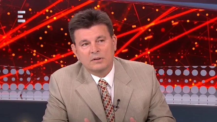 Akasztásról fantáziáló „szakértő” – Ki is valójában Káncz Csaba, a baloldal álhírgyártója? - ORIGO