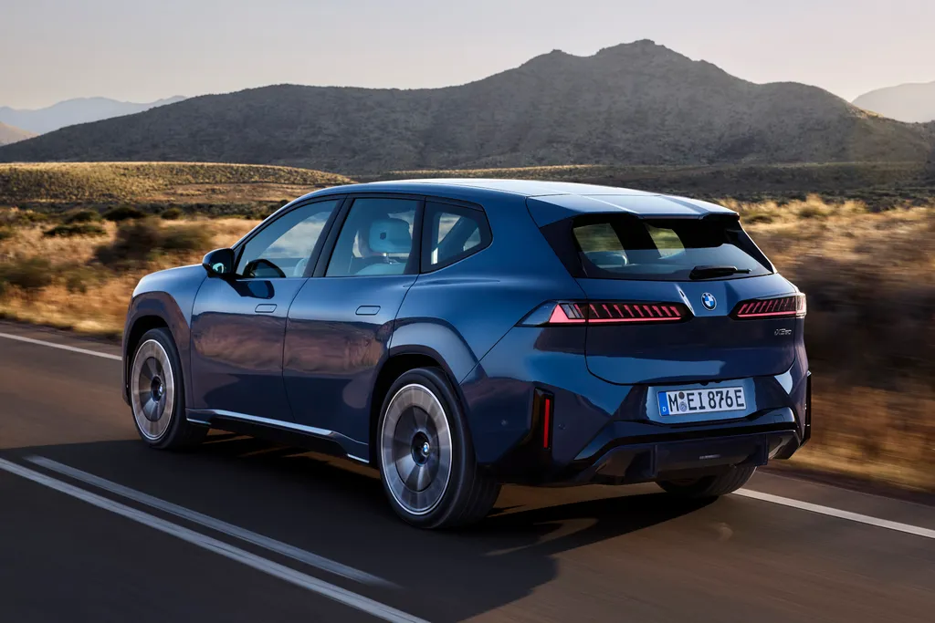 BMW iX3 50 xDrive | origo.hu