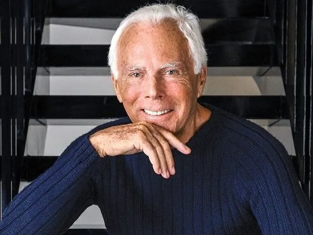 Giorgio Armani hat ikonikus pillanata - ORIGO