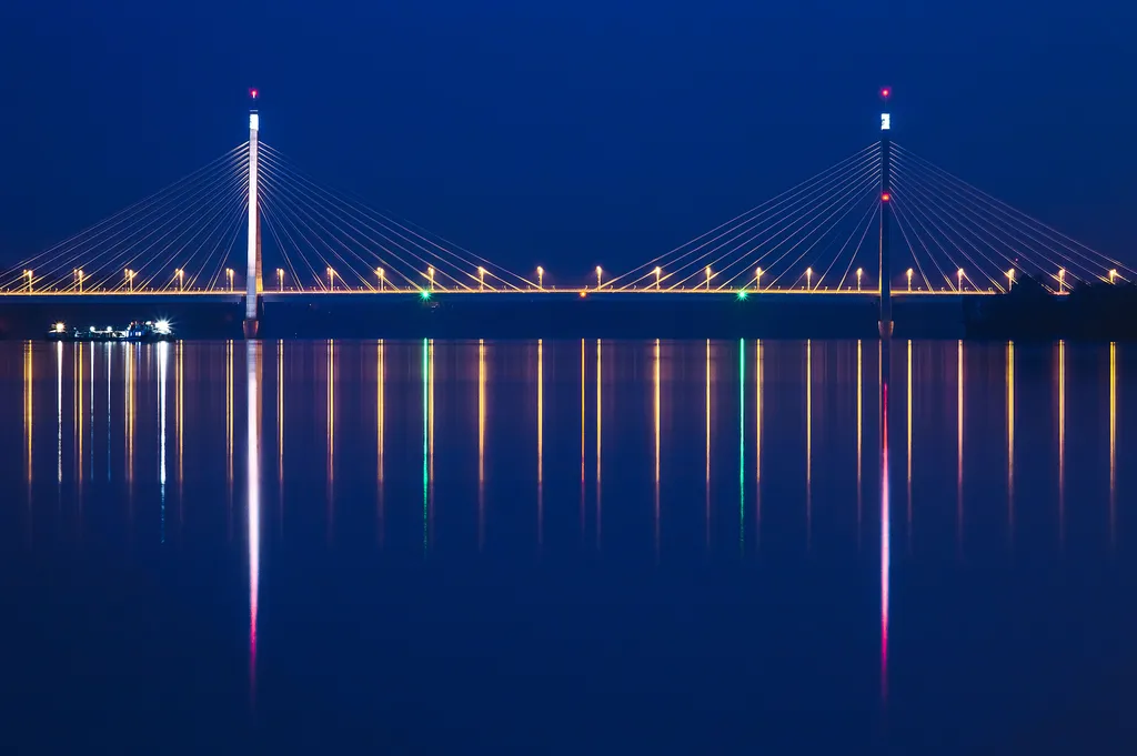 17 éves a Megyeri híd, lélegzetelállító fotókon a gyönyörű szerkezet ...