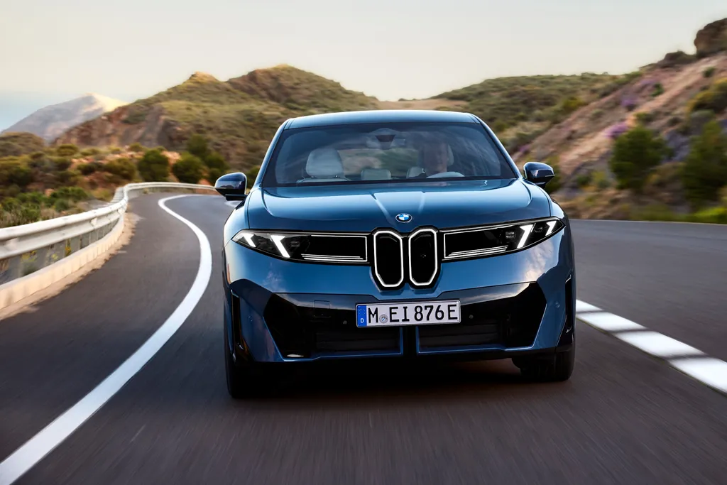 BMW iX3 50 xDrive | origo.hu