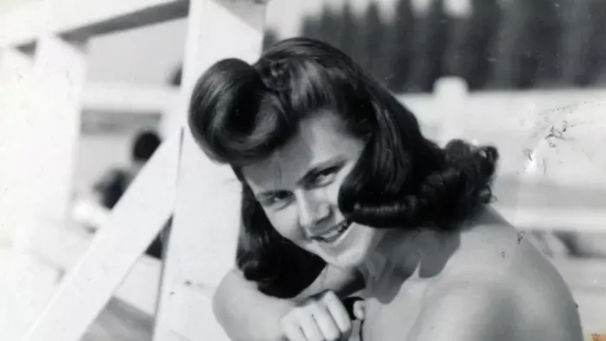 Tupír, konty, dauer – ilyenek voltak a retro hajdivatok | origo.hu