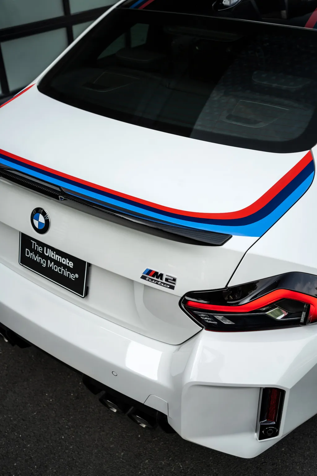 A BMW és Európa első turbómotoros autójára emlékeznek az M2 Turbo-val ...