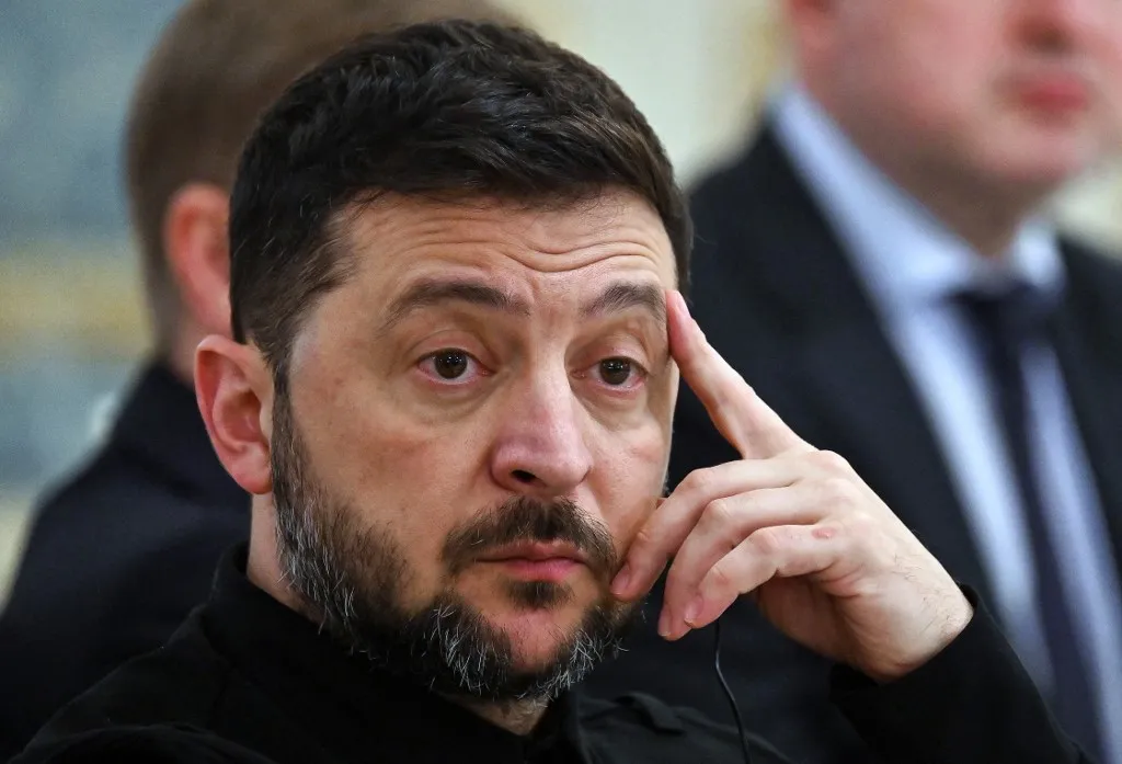 Megerősítette Ukrajna részleges csődhelyzeti besorolását a Fitch ...