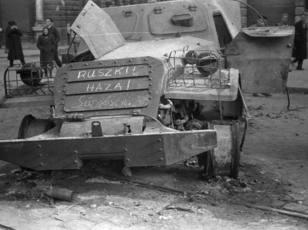 Archív képeken az 1956-os forradalom és szabadságharc | origo.hu