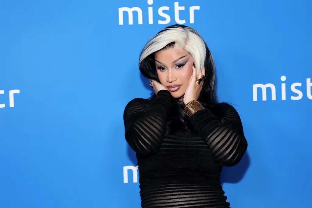 Cardi B megdöbbentő bejelentését már a rajongók sem tudták szó nélkül ...