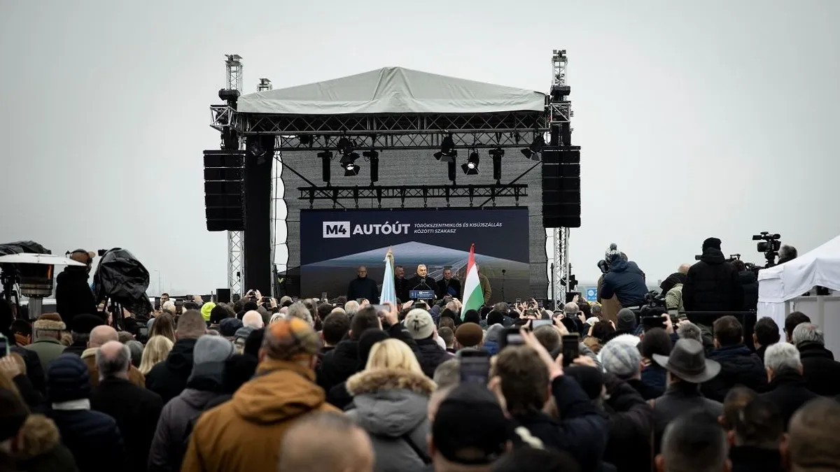 Orbán Viktor hamarosan átadja Magyarország új autópályáját, kövesse ...