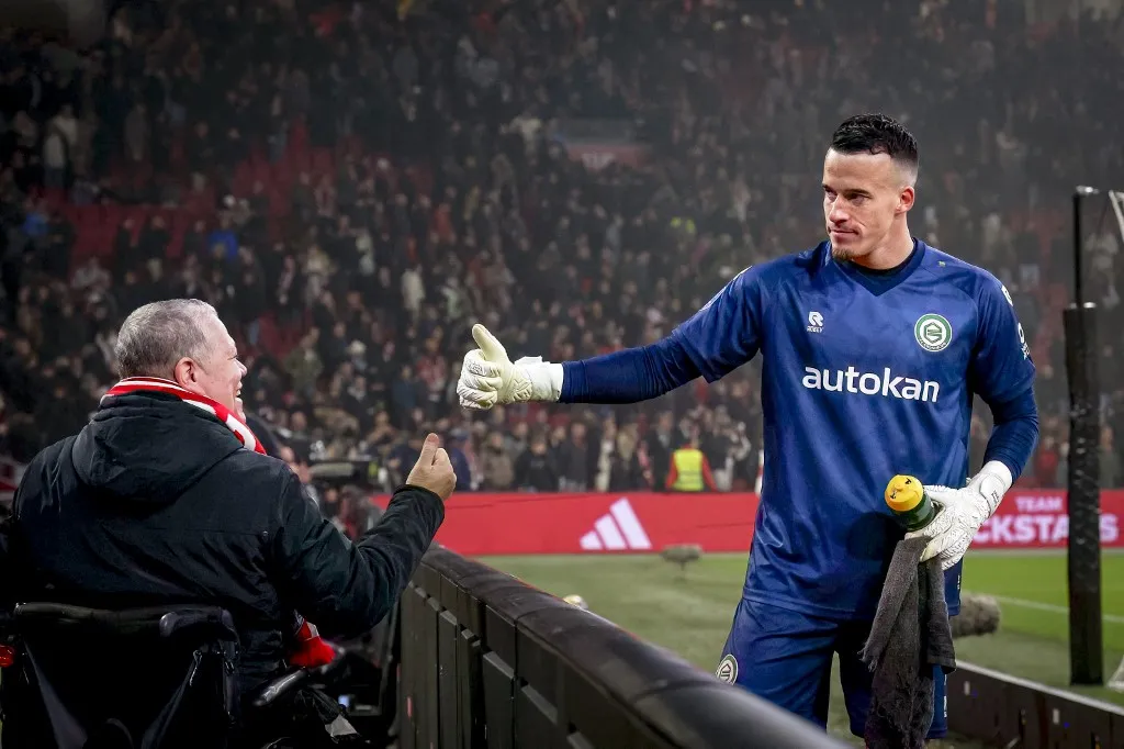 A kapus trükkét csak a FIFA-ban lehet látni – videó - ORIGO