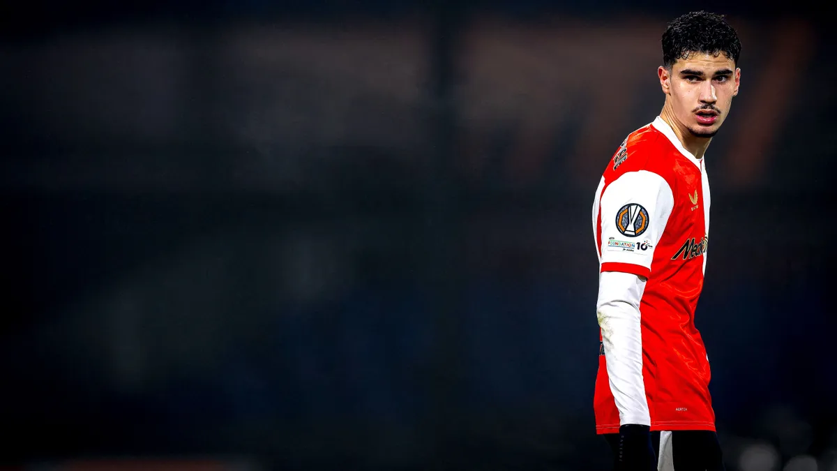 Van Persie 19 éves fia csodagólokat lőtt a Feyenoordban - ORIGO