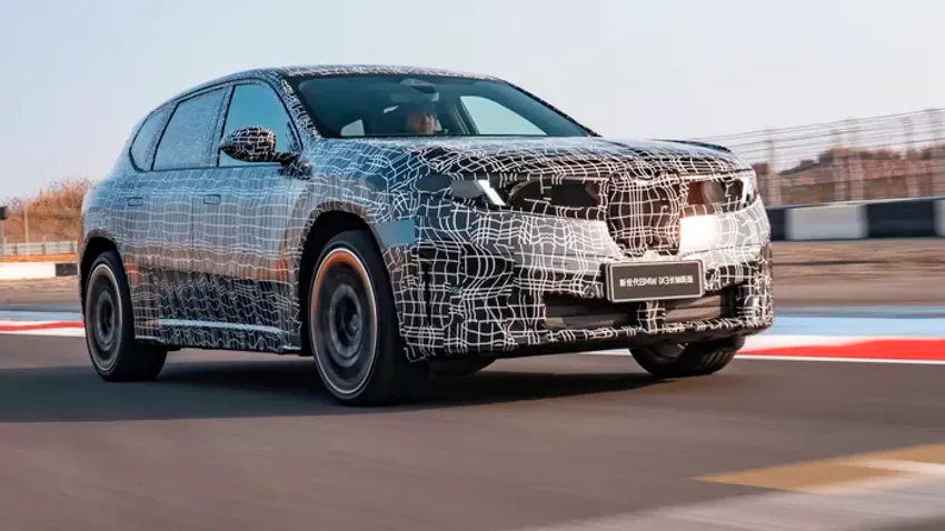 BMW iX3 Long Wheelbase álcázott prototípus | origo.hu