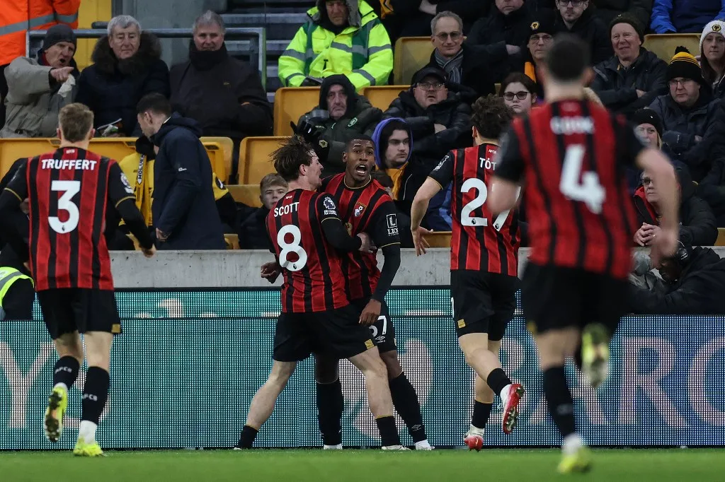 A Bournemouth edzője nem cserélte be Tóth Alexet - ORIGO
