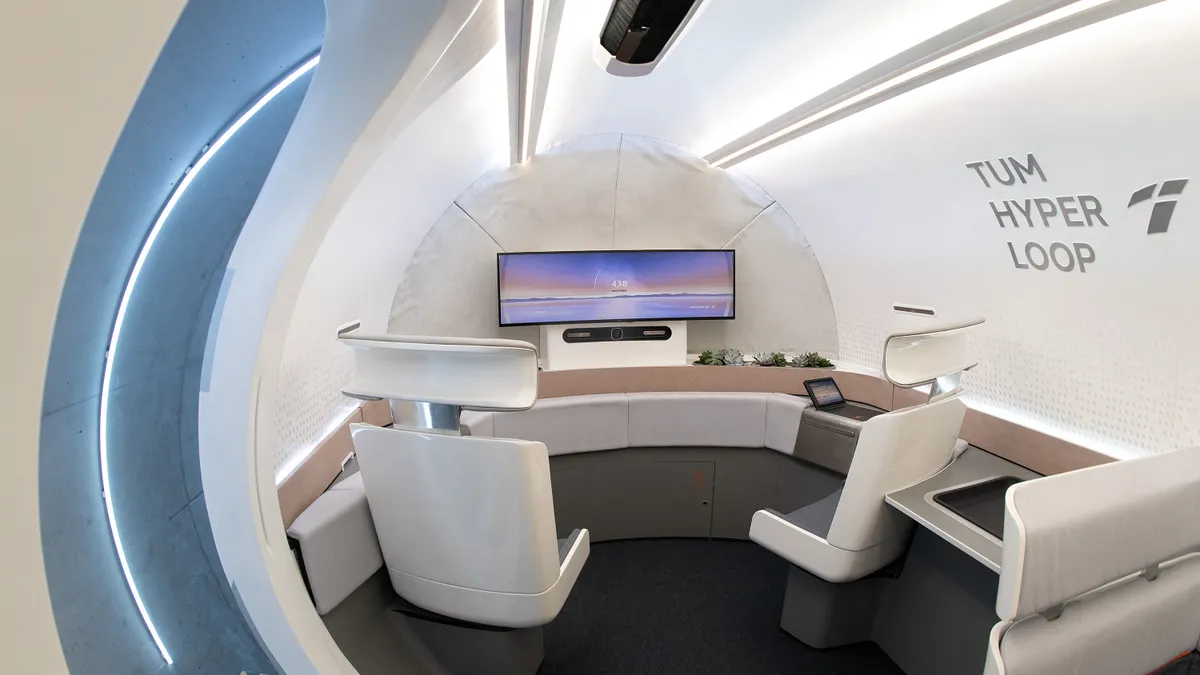 Hyperloop technológia: ezekkel az új vonatokkal 1000 km/órás ...
