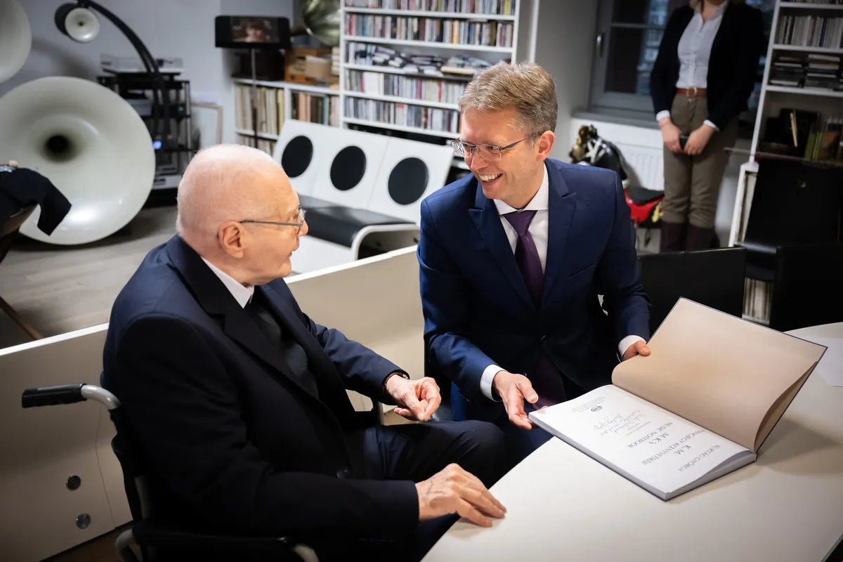 Kurtág György, a világhírű zeneszerző 100 éves - ORIGO