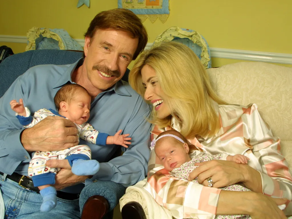 Chuck Norris halála: családja közleményben erősítette meg a hírt - ORIGO