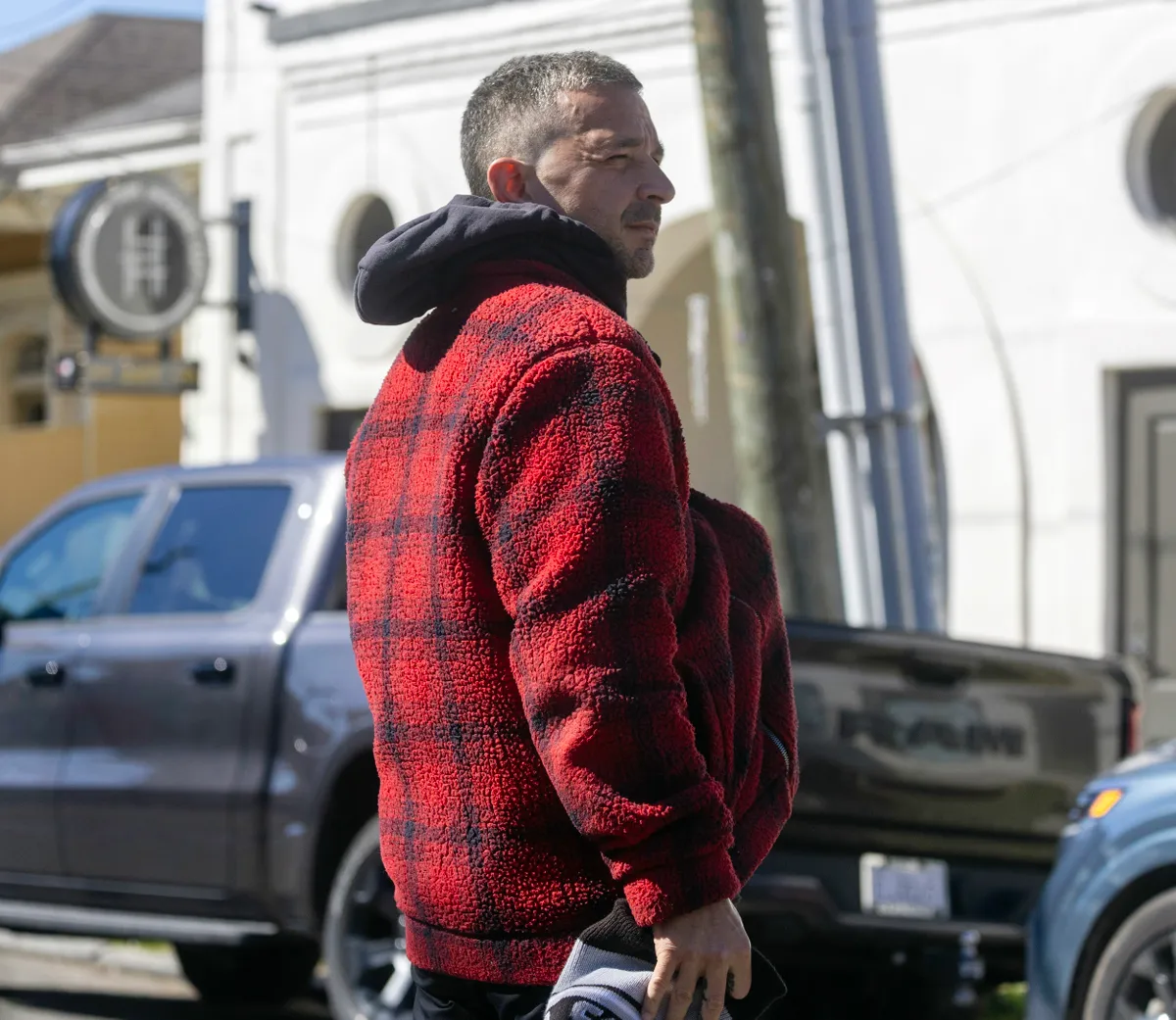 Shia LaBeouf börtönbe kerül és Snoop Doggal rodeózik - ORIGO