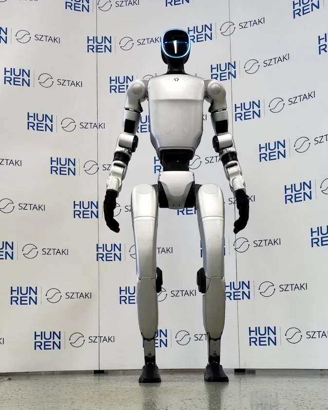 Humanoid robot fejlesztésében vettek részt a diákok Biatorbágyon - ORIGO