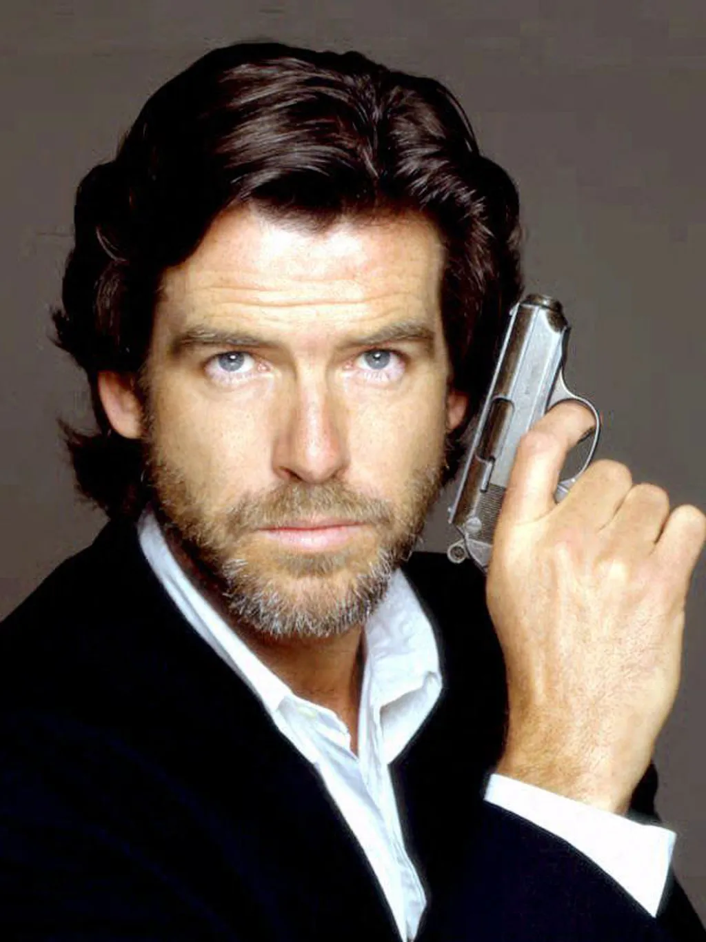 A születésnapos Pierce Brosnan, akit a James Bond filmek tettek ...