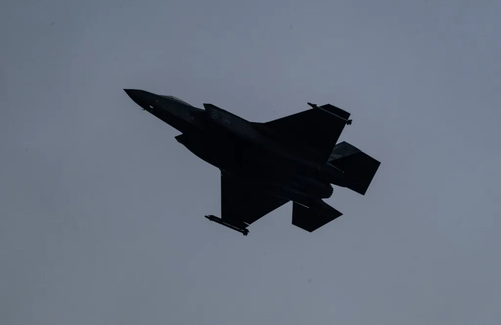 TU-160 emelkedett a levegőbe, félelmetes bombázót küldött az európai ...