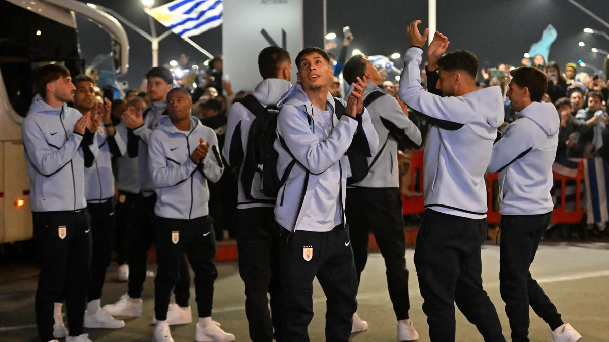 Botrány a foci-vb-n: nem engedik be Uruguay válogatottját? - ORIGO