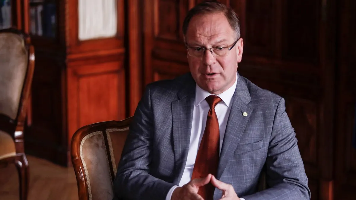 Navracsics Tibor elmondta, mi a Fidesz megújulásának kulcsa - ORIGO