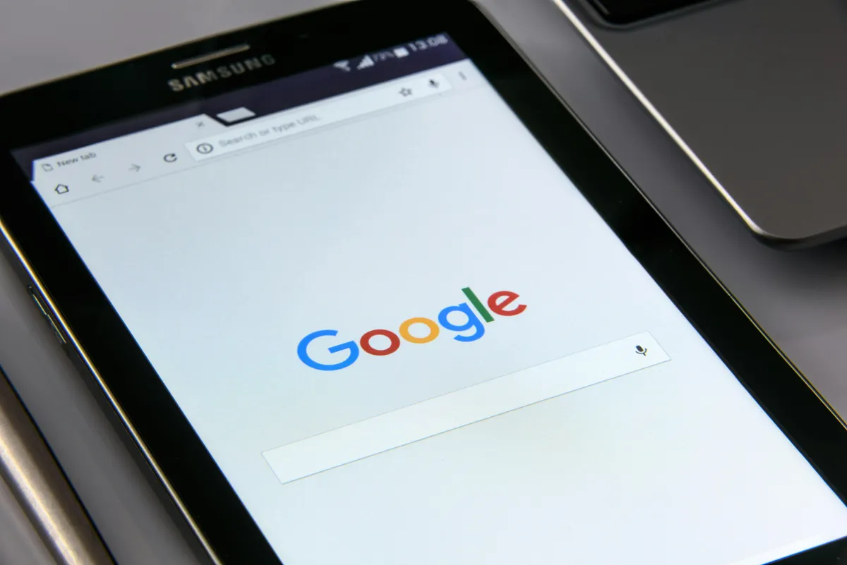 Google: tűz miatt állt le az egyik legfontosabb rendszer - ORIGO