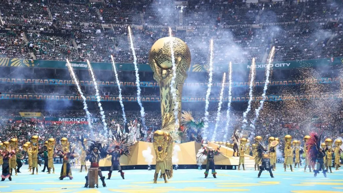 Shakira csípője felrobbantotta a vb megnyitóját – vb-hírfolyam - ORIGO
