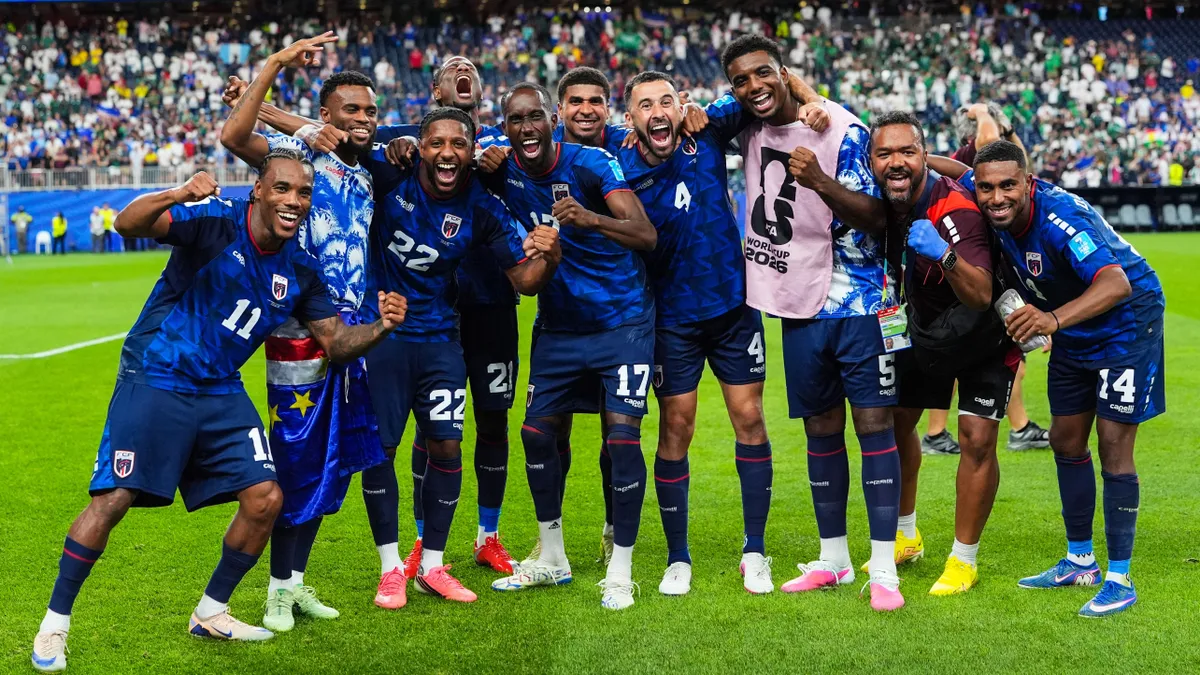 Foci-vb: Zöld-foki-szigetek történelmet írt, Uruguay kiesett - ORIGO